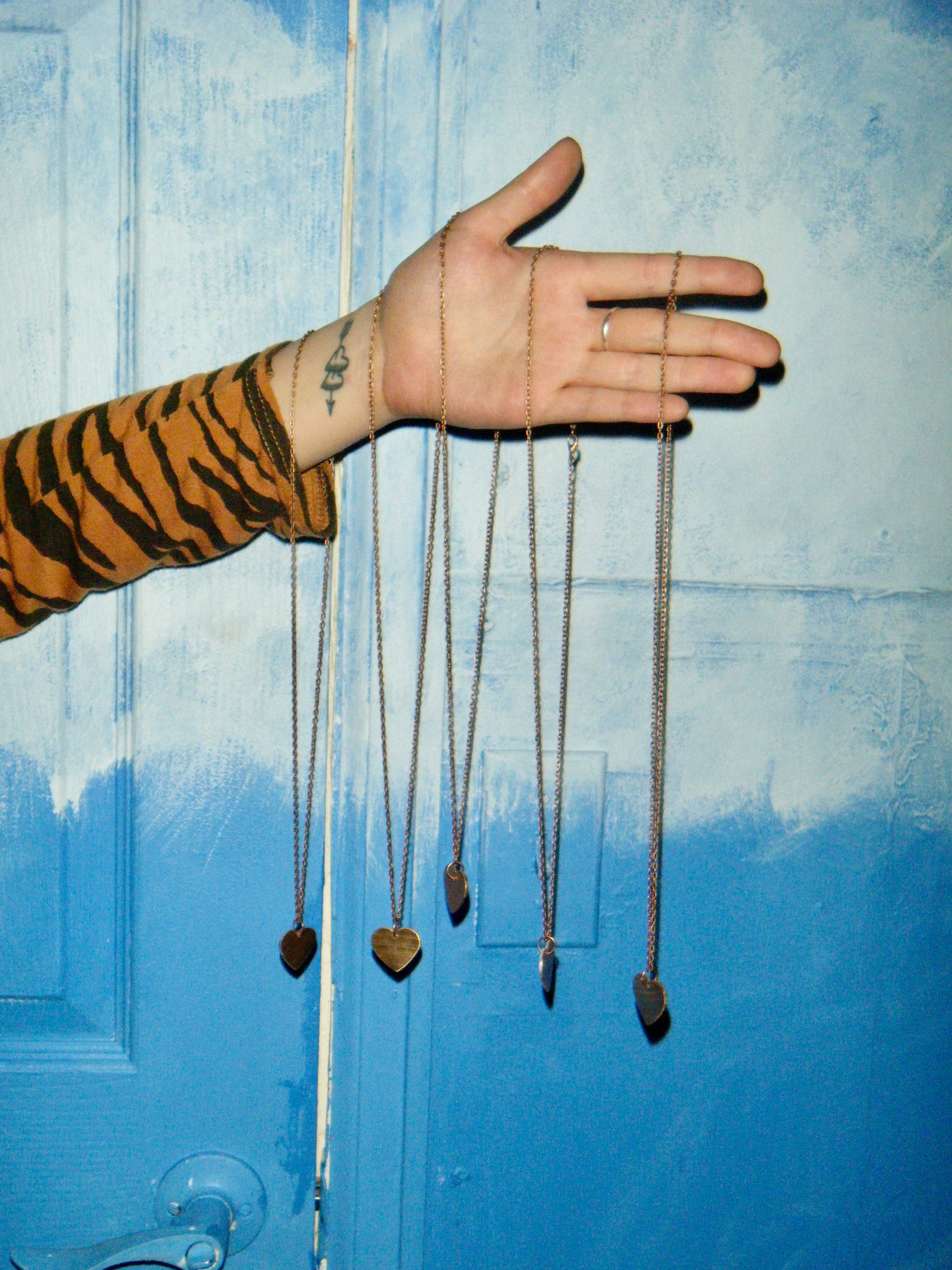 Sweet Little Hearts Cymbal Necklace – The Velveteers